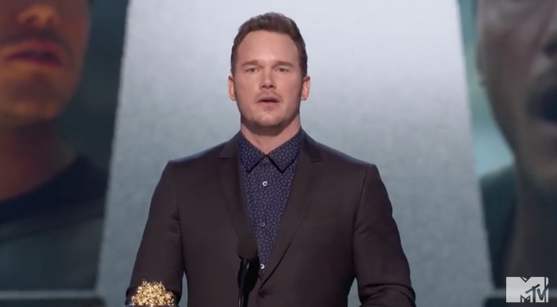 El director cristiano Andy Erwin anima a Chris Pratt a 'seguir de pie ...