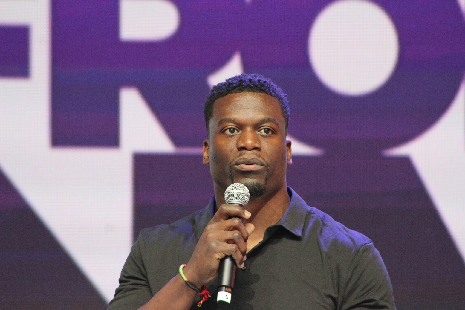 Benjamin Watson responde al anuncio de Stacey Abrams: 'Si su Sagrada ...